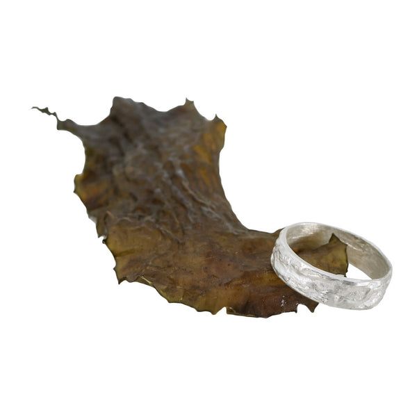 Seaweed mens wedding band - kate-macindoe